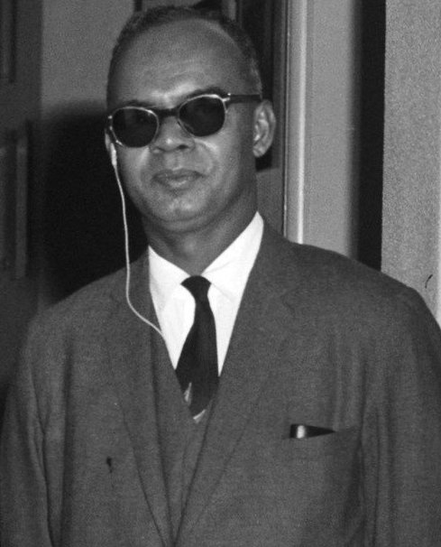 Eric_Williams_(cropped).jpg